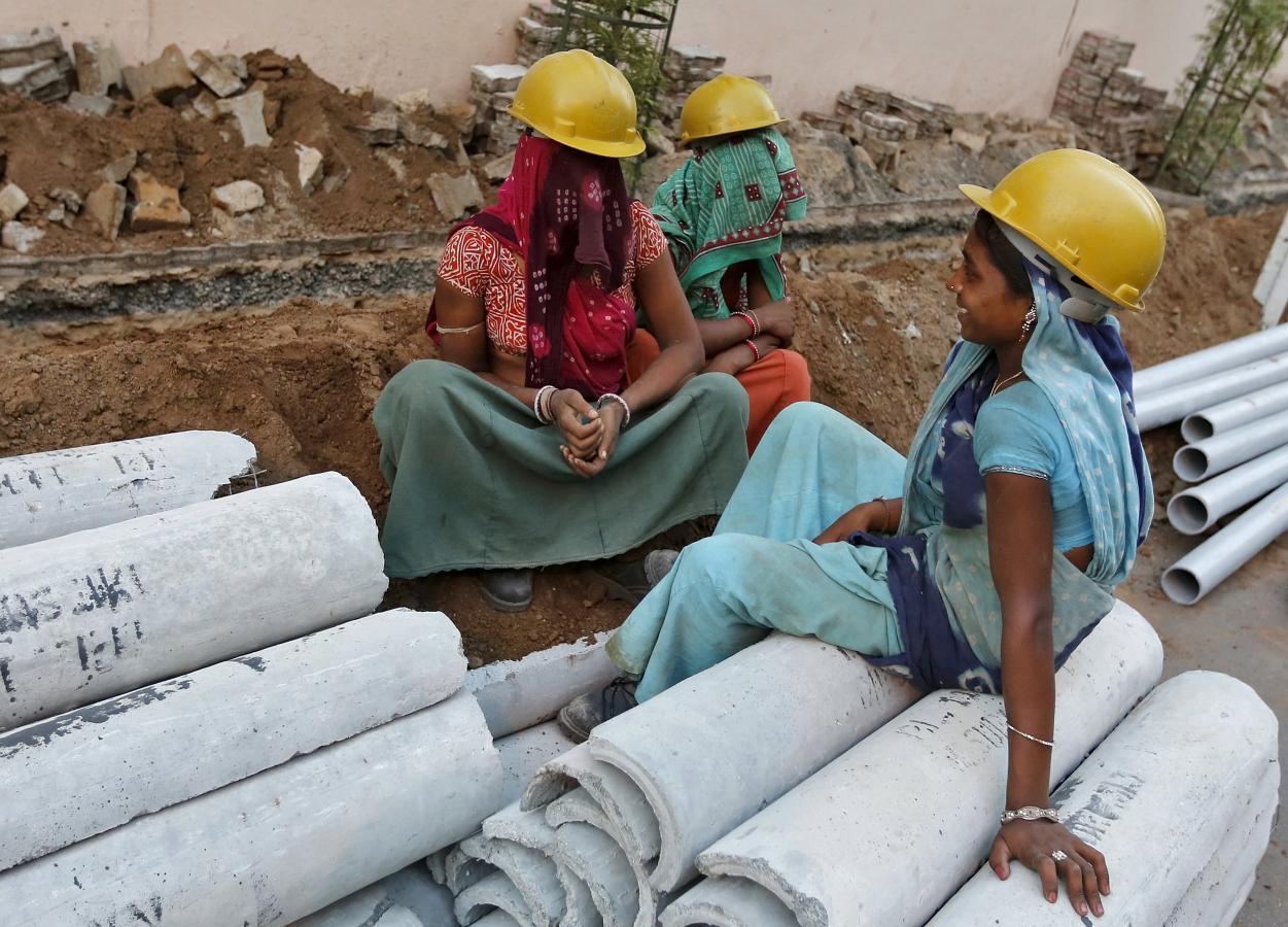India Targets 55% Female Workforce Participation by 2030 – CrackitToday ...